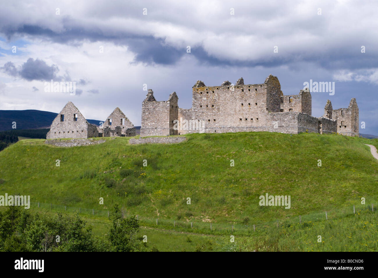 Ruthven Barracks near Kingussie, Scottish Highlands Stock Photo - Alamy