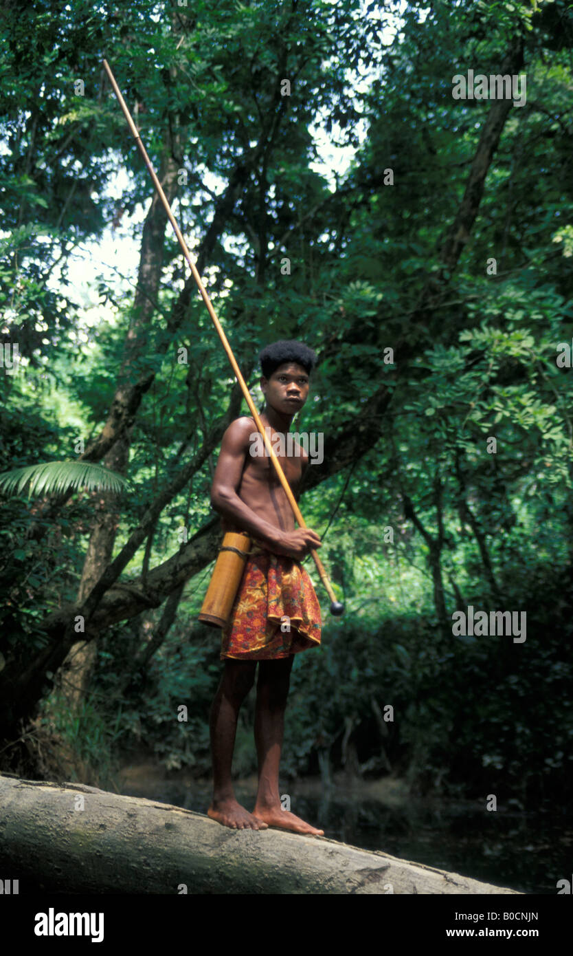 Blowpipe hunting hi-res stock photography and images - Alamy