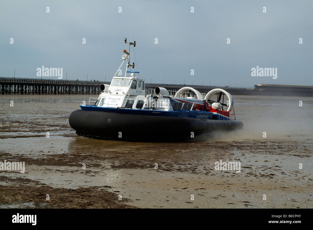 Gh 2114 freedom 90 hovercraft hi-res stock photography and images - Alamy