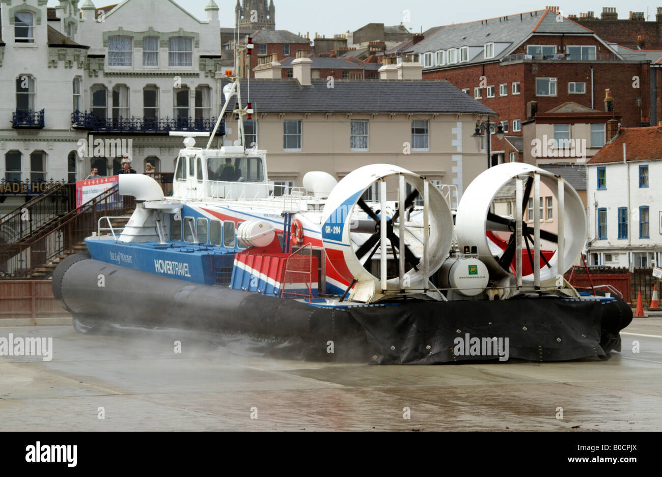 Passenger Hovercraft Freedom 90 GH 2114 of the Hovertravel Fleet ...