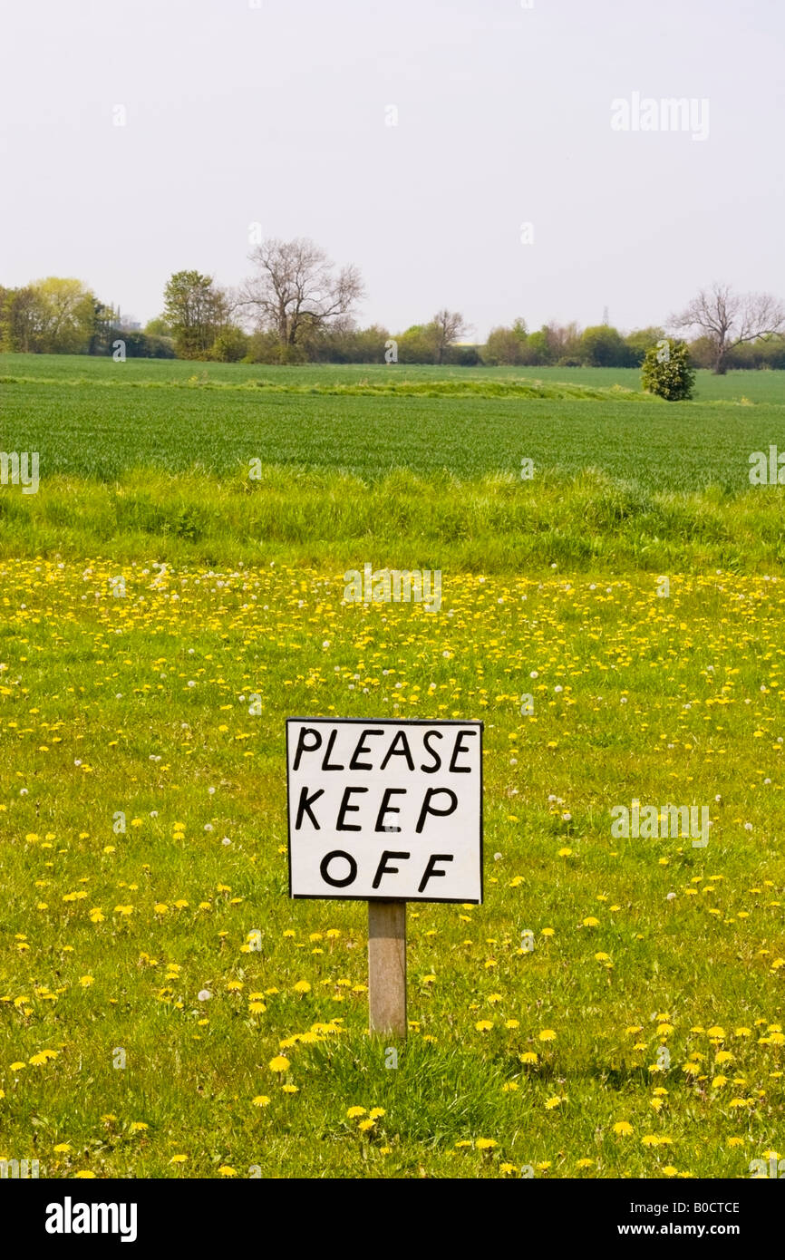 please keep off sign Stock Photo - Alamy