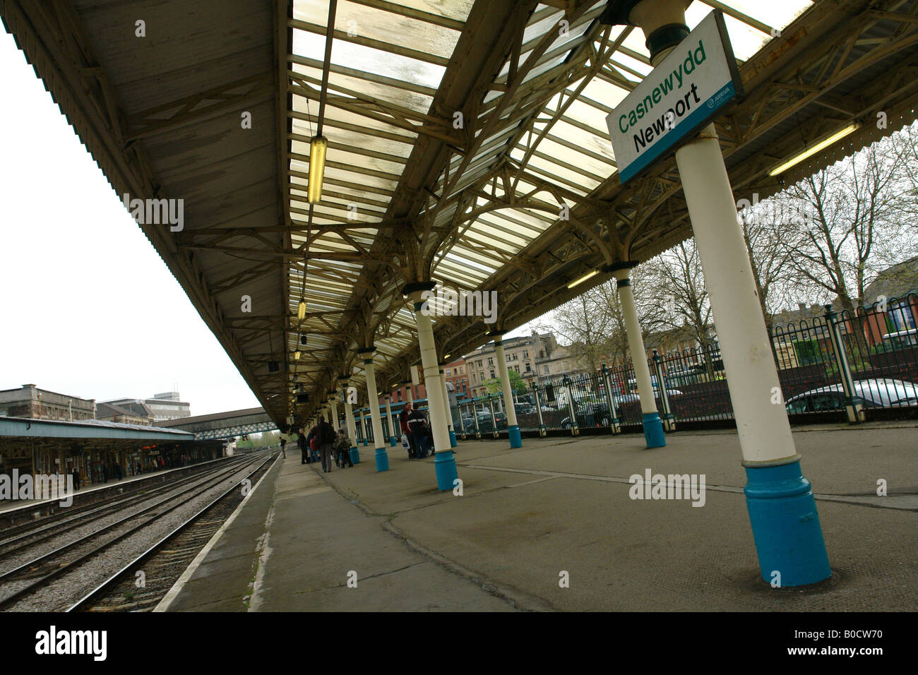 Newport Railway Station Stock Photos & Newport Railway Station Stock ...