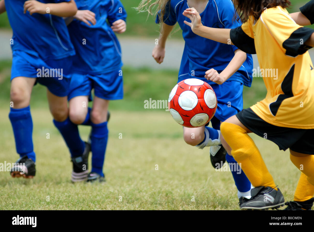 Girls soccer kick hi-res stock photography and images - Alamy