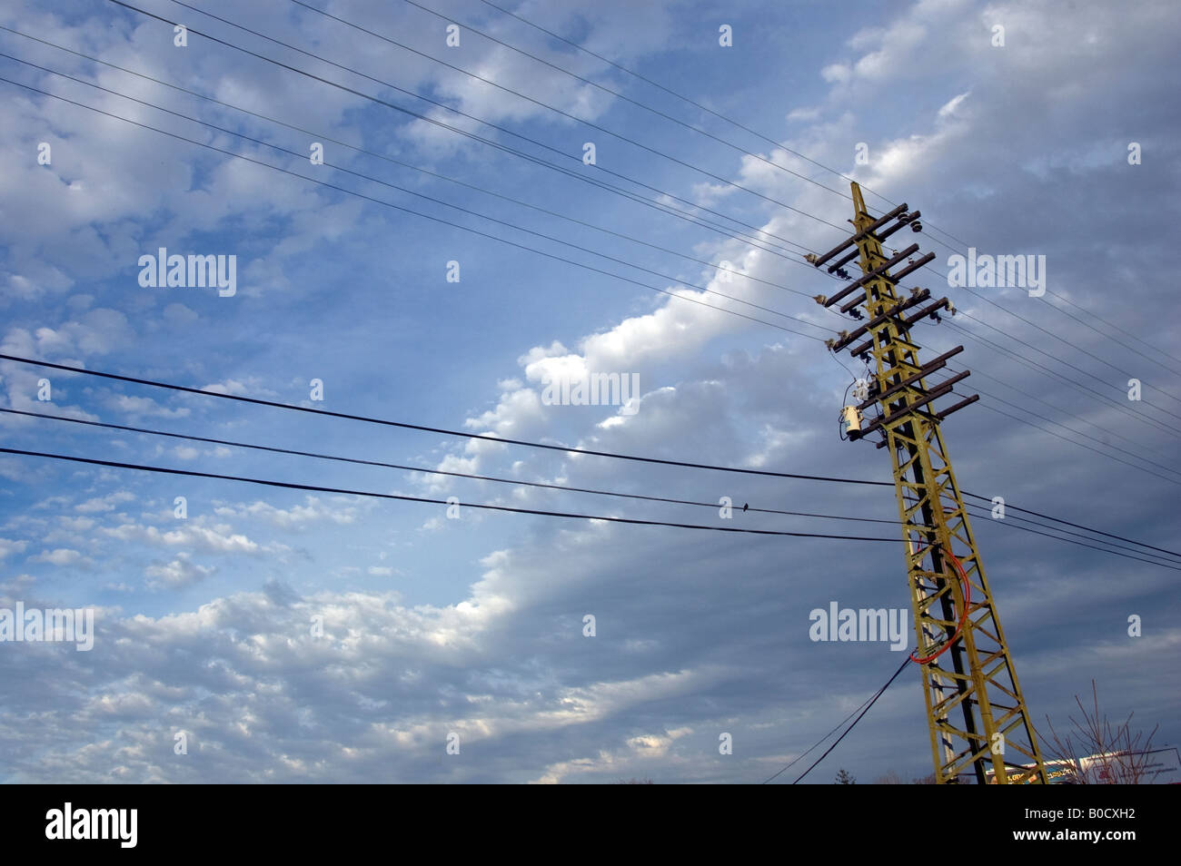 Right of way in transmission lines hi-res stock photography and images ...