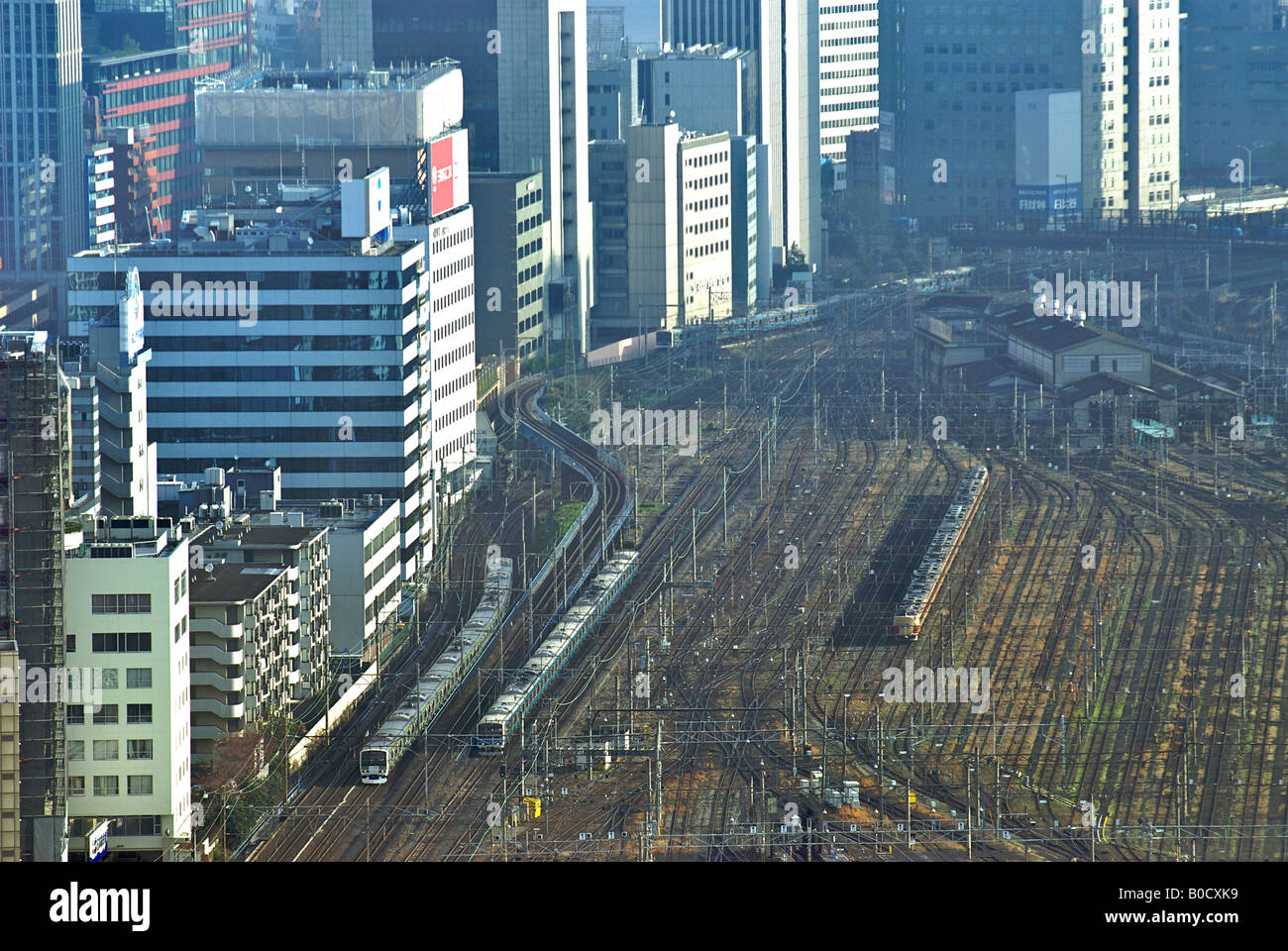 Shinagawa railway station tracks. Tokyo, Japan Stock Photo - Alamy