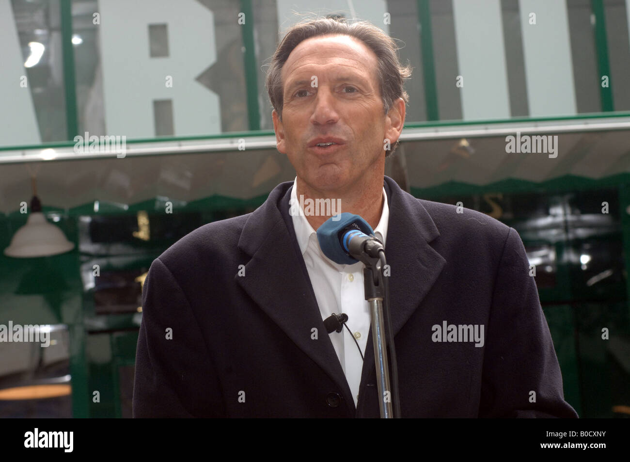 Howard Schultz Office