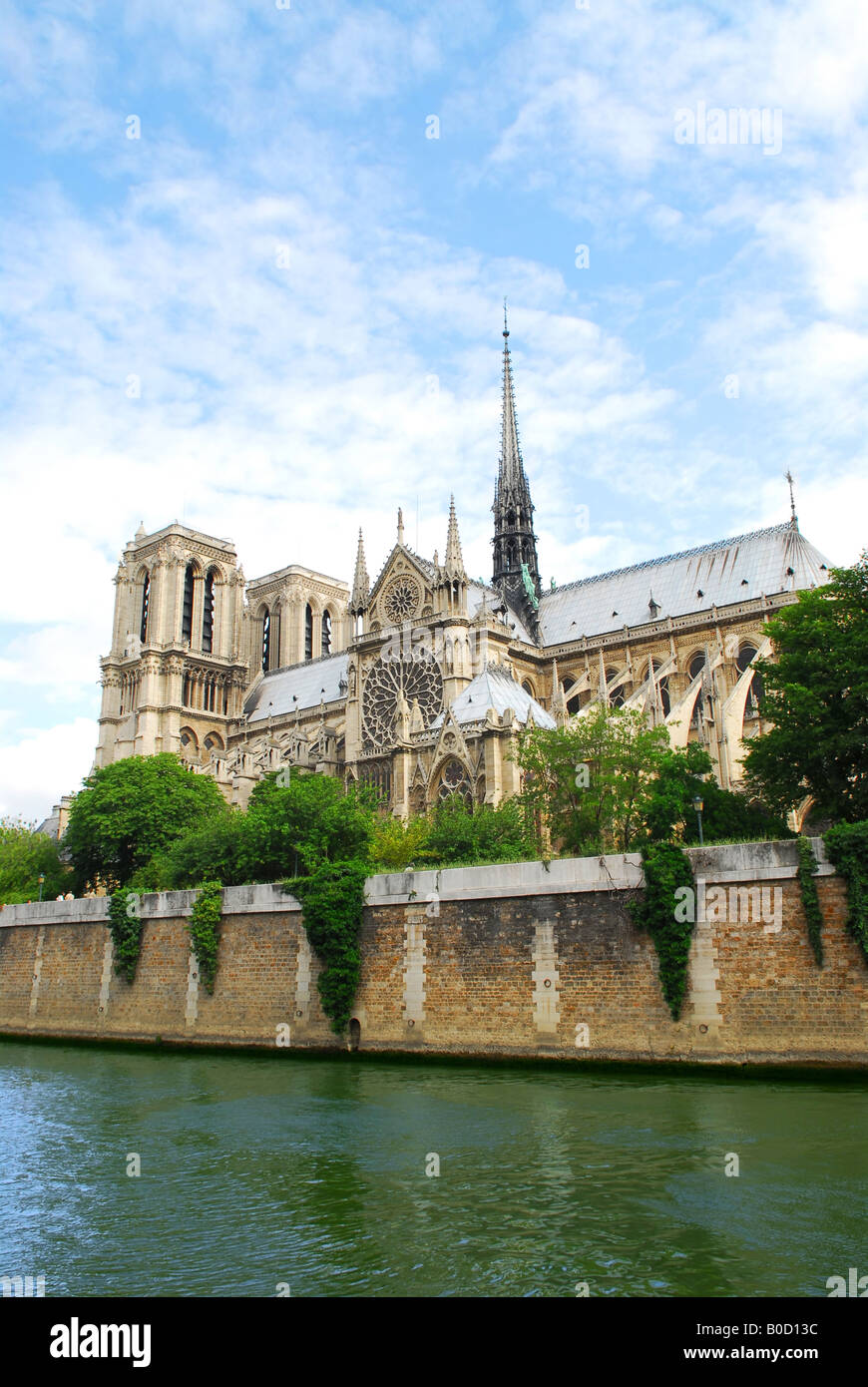 Side view notre dame cathedral paris hi-res stock photography and ...