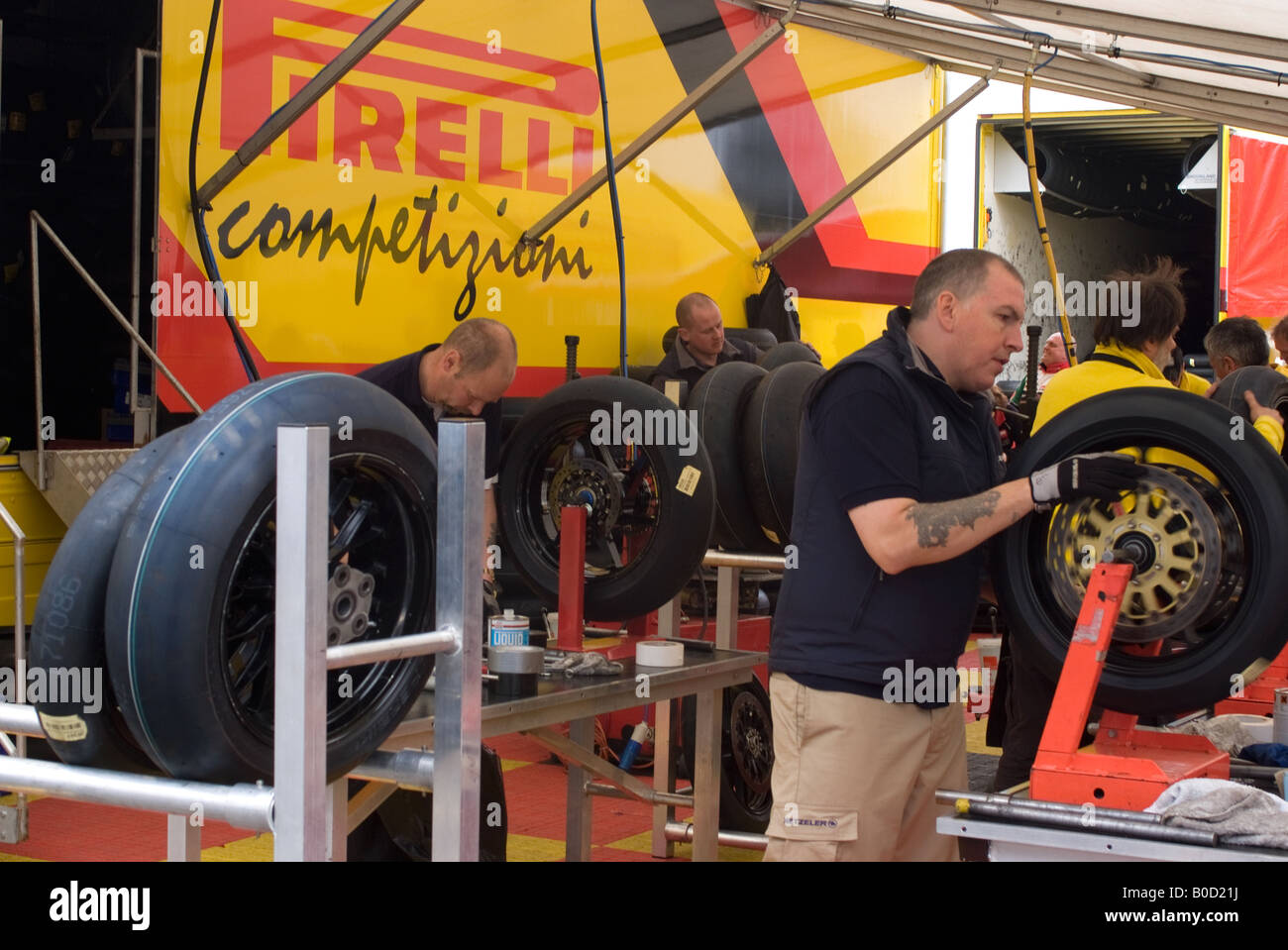 Tyre control hi-res stock photography and images - Alamy