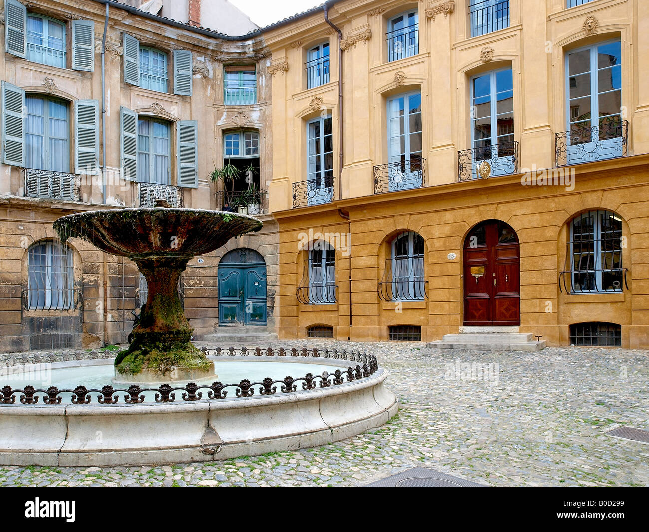 Albertas square, Aix en Provence, France Stock Photo - Alamy