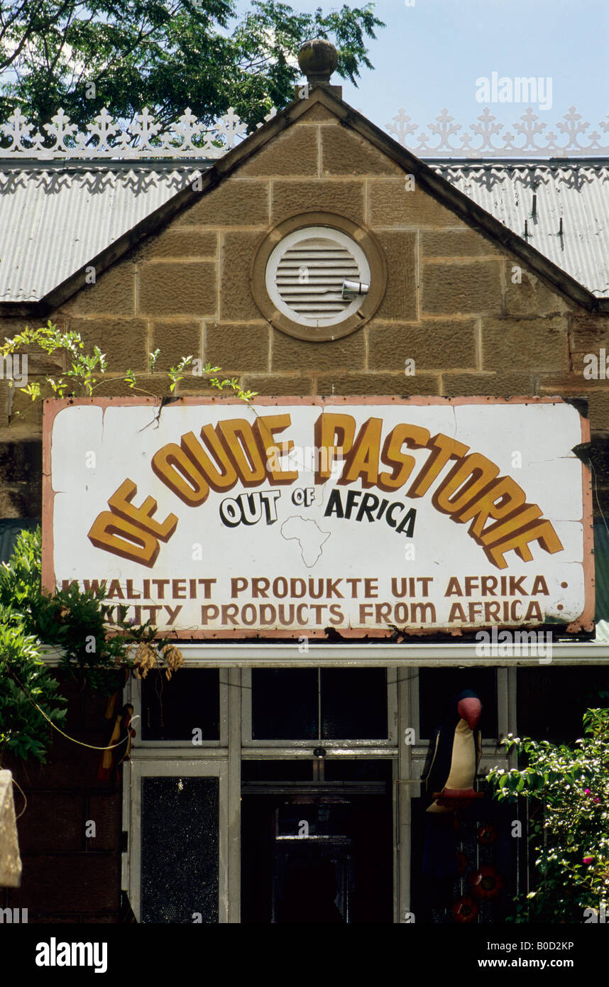 African shopping places hi-res stock photography and images - Alamy