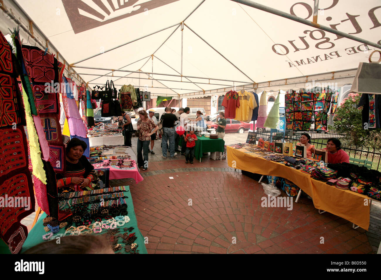 Flea street market at Plaza Catedral of Panama City s Casco Antiguo ...