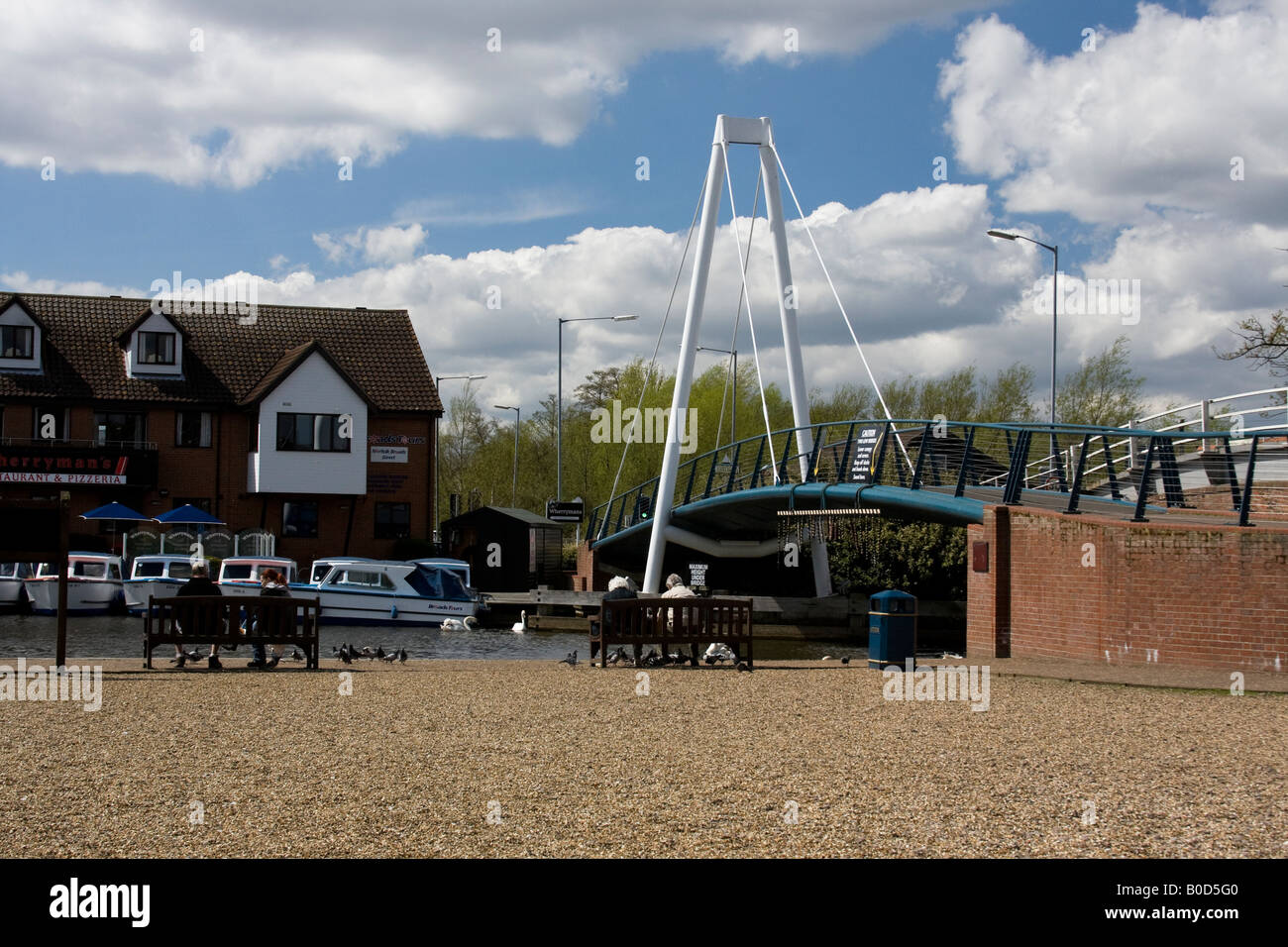 New Wroxham Bridge - Norfolk Broads Stock Photo - Alamy