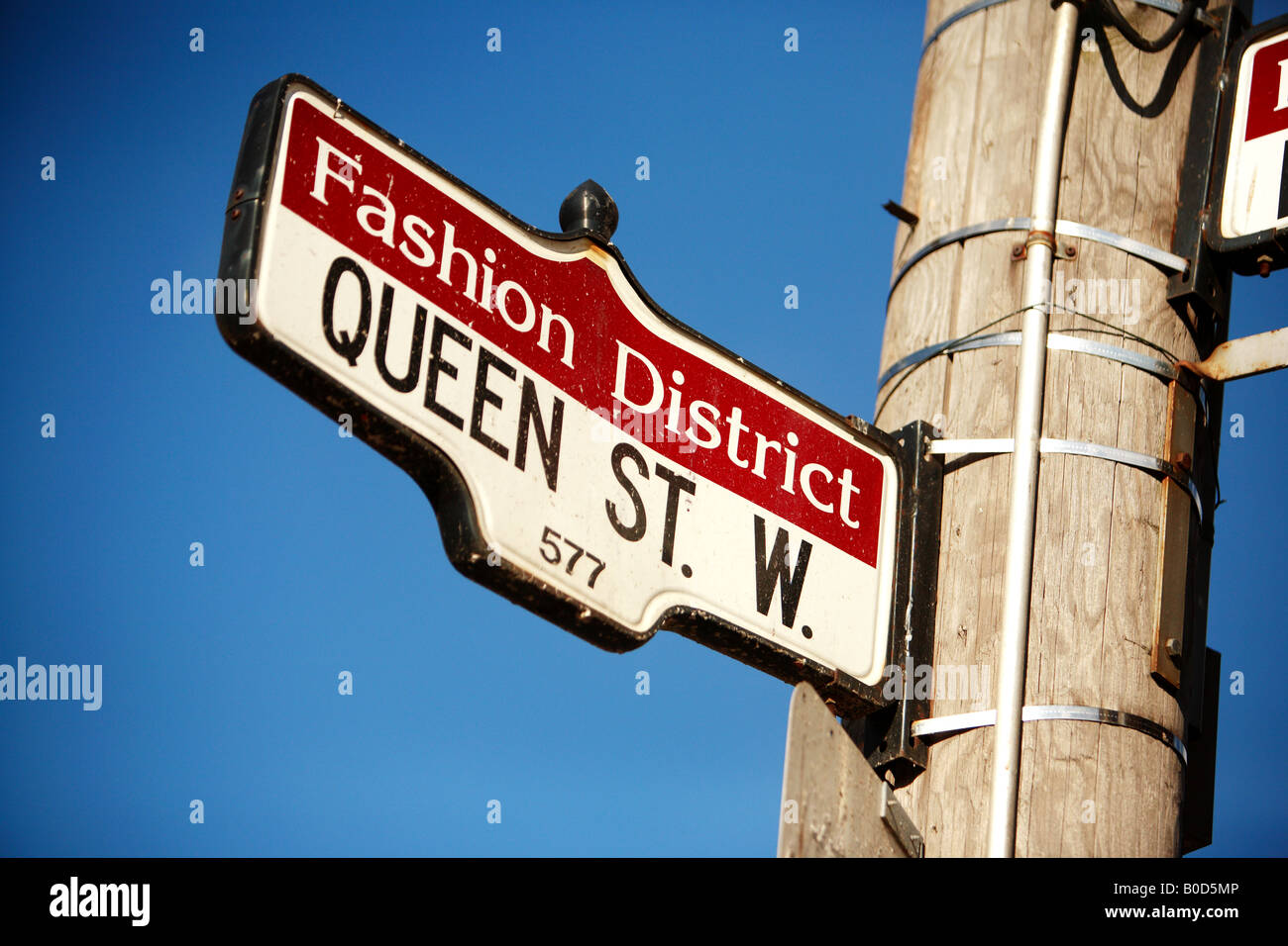 Queen Street Sign, Toronto Stock Photo - Alamy