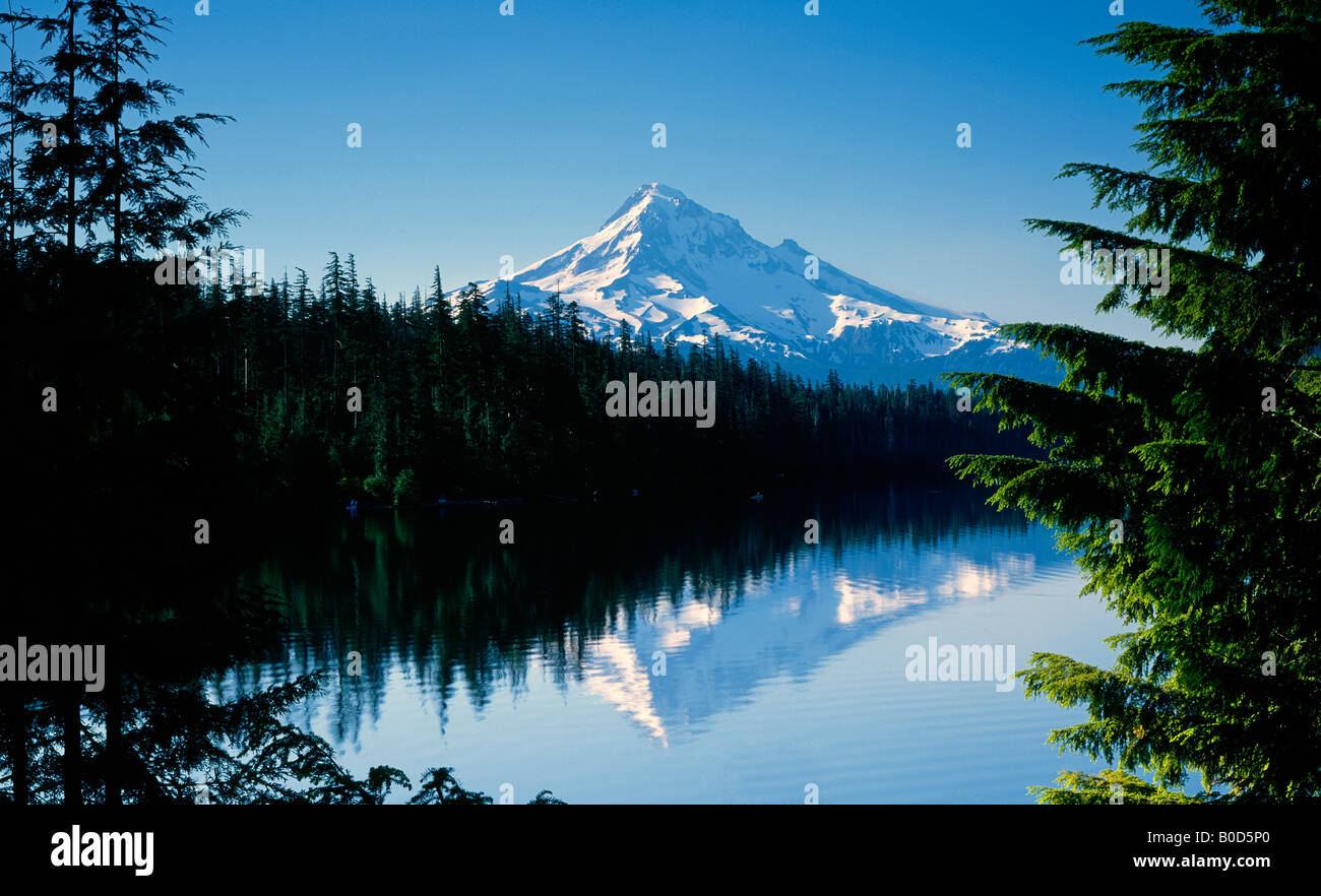 A view of the snow capped peak of Mount Hood highest peak in Oregon in ...