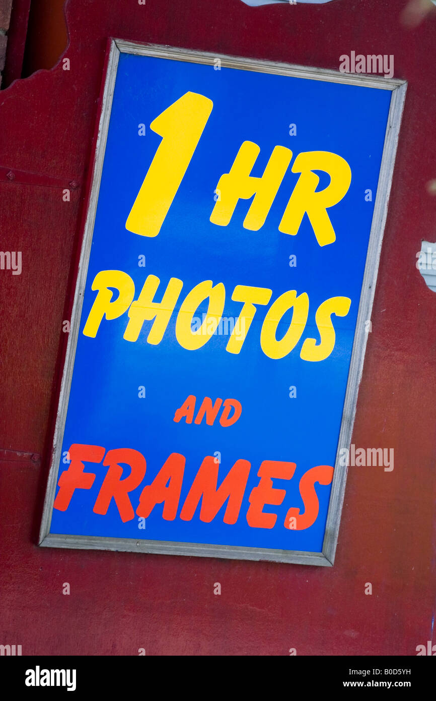 1hr Photo Sign Stock Photo - Alamy