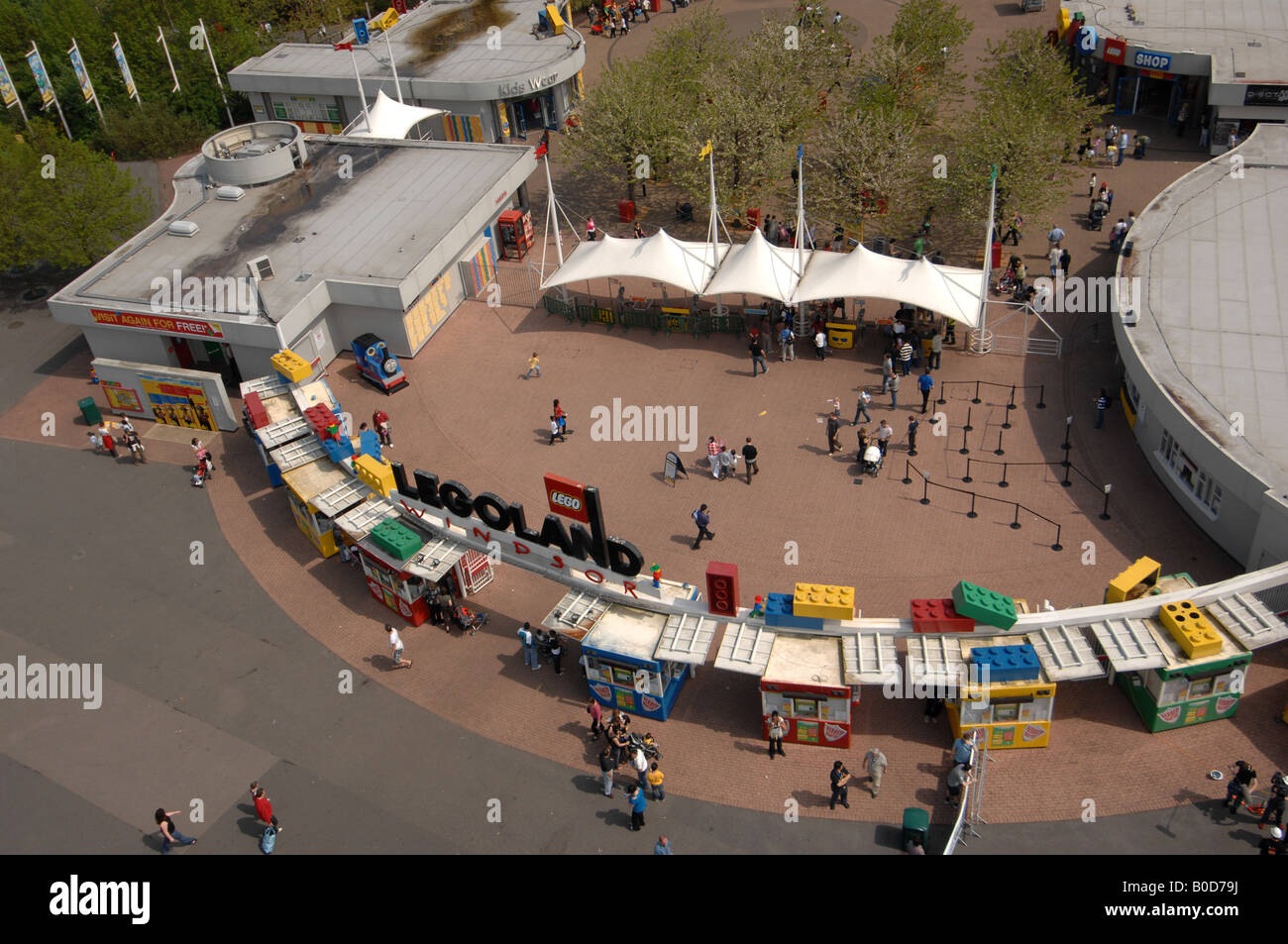 Legoland windsor aerial hi-res stock photography and images - Alamy
