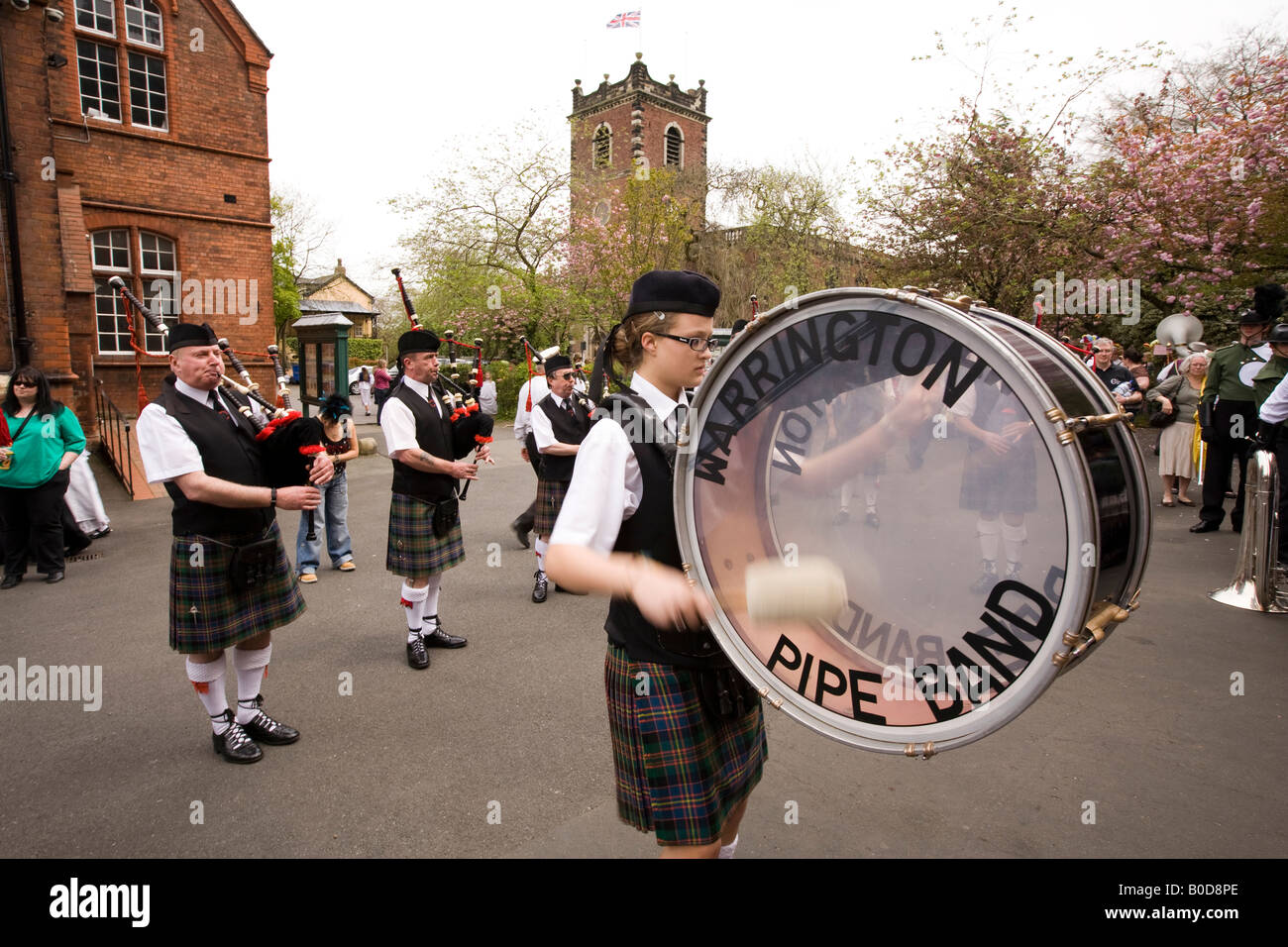 UK Cheshire Knutsford Royal May Day Procession Warrington Pipe Band ...