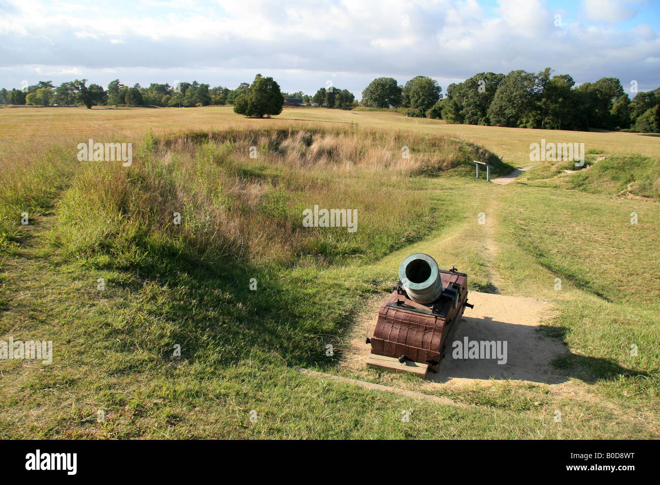 Revolutionary war artillery position hi-res stock photography and ...