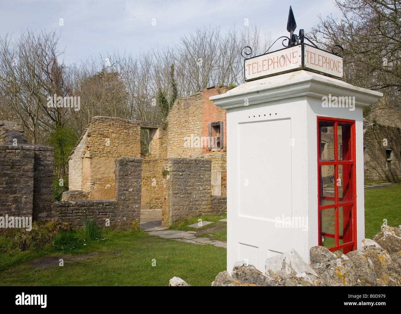 Tyneham village hi-res stock photography and images - Alamy