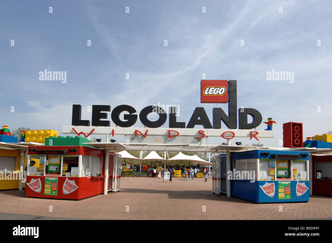 The entrance to Legoland amusement park, Windsor, Berkshire Stock Photo ...