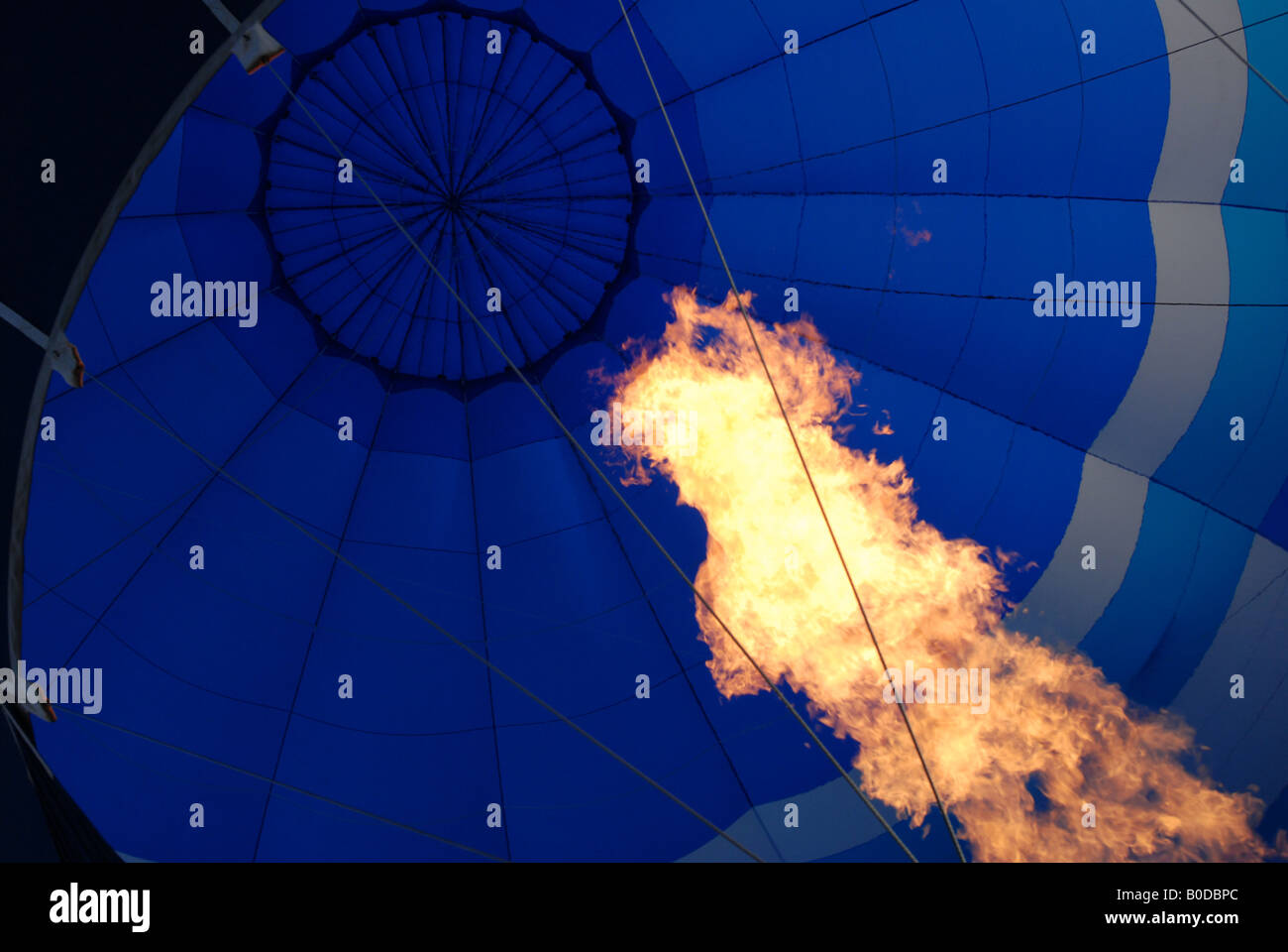 inflating a hot air balloon Stock Photo - Alamy