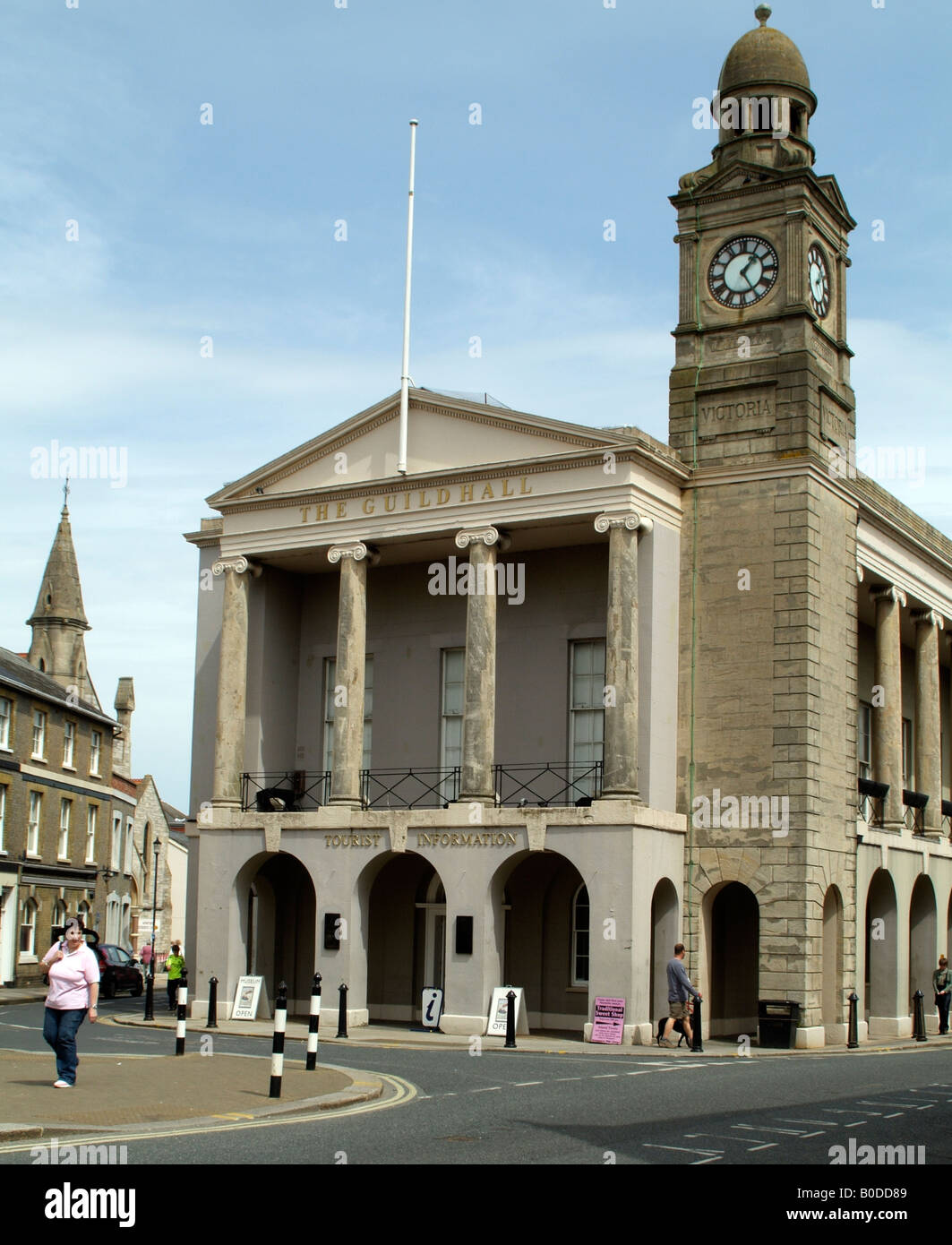 The guildhall newport iow hi-res stock photography and images - Alamy