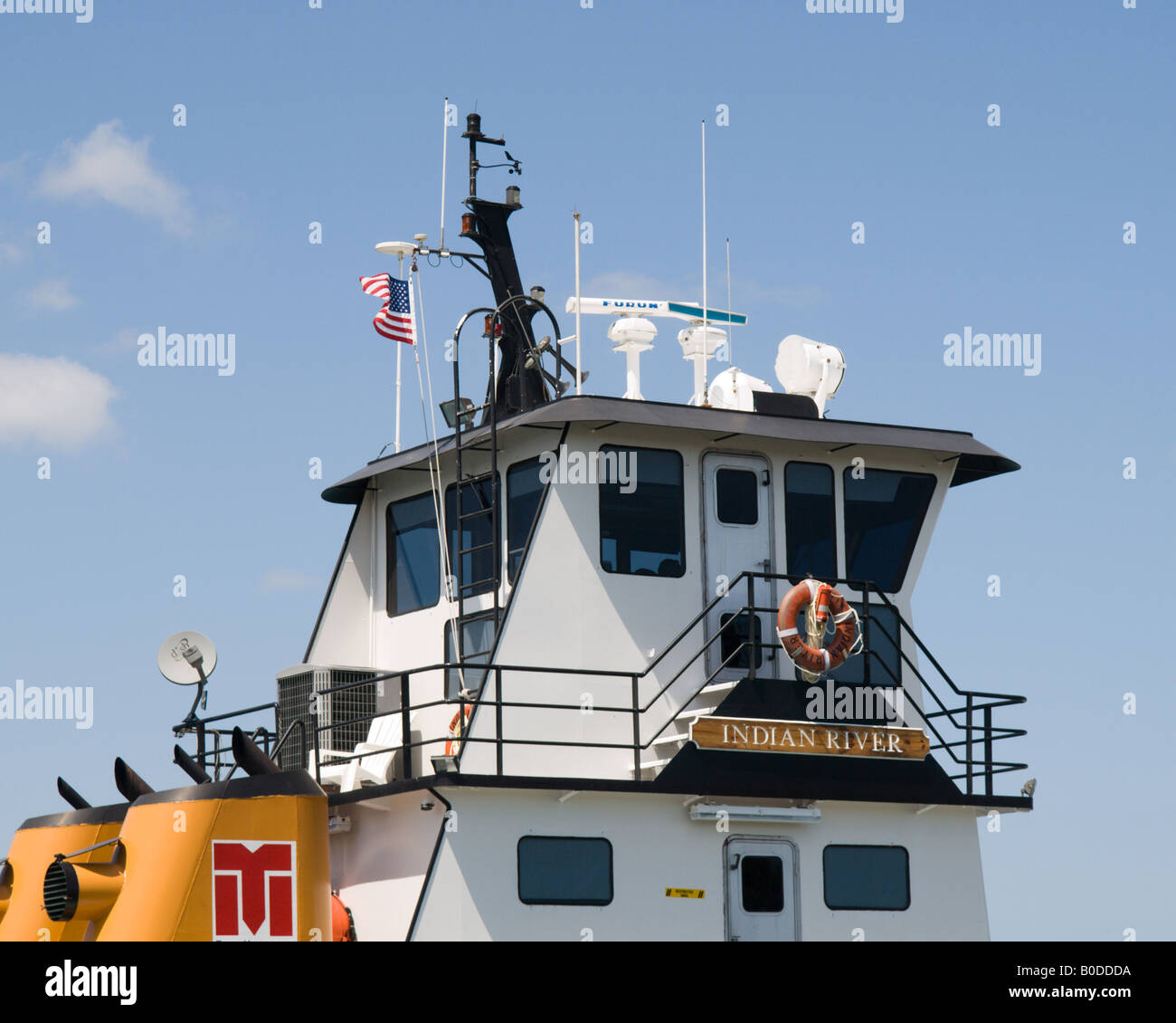 Oil spill controls hi-res stock photography and images - Alamy