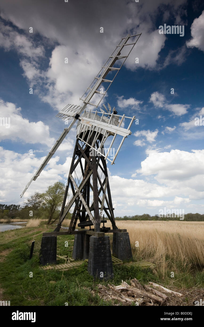Windmill - Norfolk Broads Stock Photo - Alamy