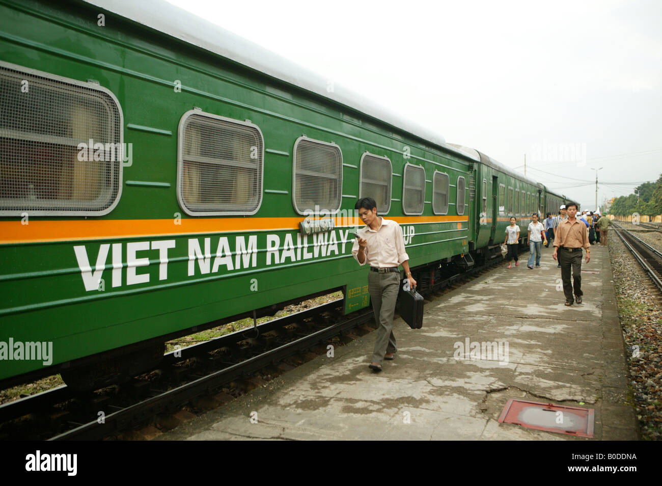 Vietnam, Asia, Asian, railway, Hanoi, rail, railroad, transport, work ...