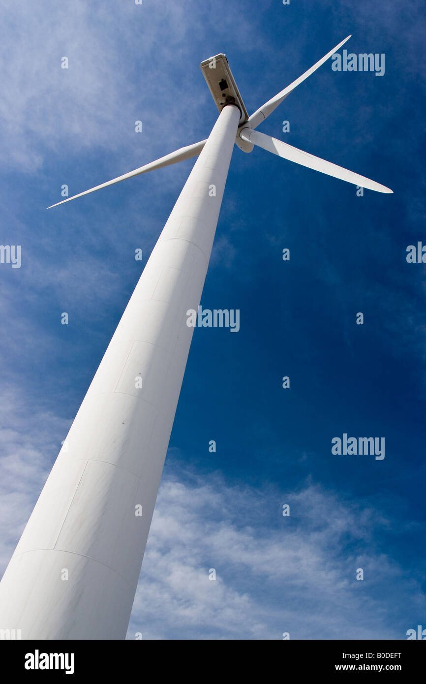 Wind Power vertical sunny The tower power head and propeller of a large ...