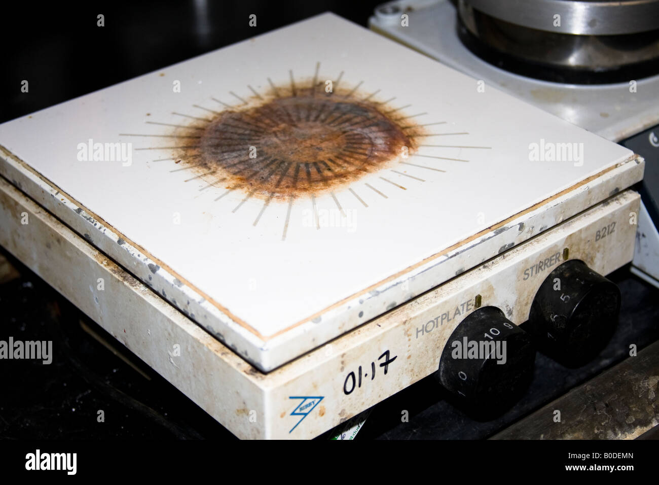 Hot Plate Laboratory High Resolution Stock Photography and Images - Alamy