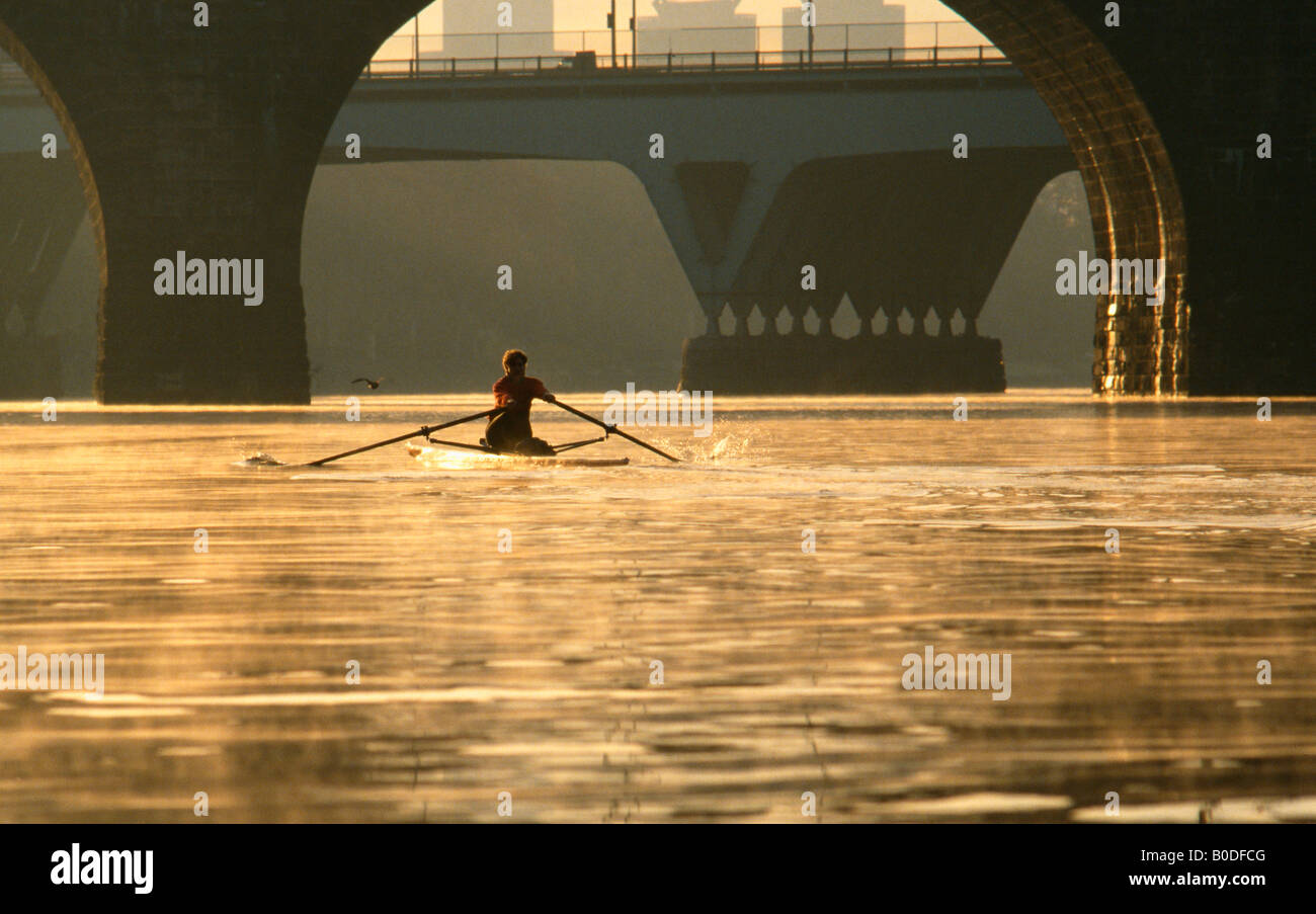 Rowing on the schuylkill river hi-res stock photography and images - Alamy