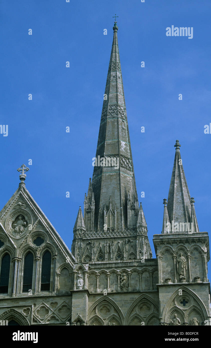 Salisbury Cathedral Spire Stock Photo - Alamy