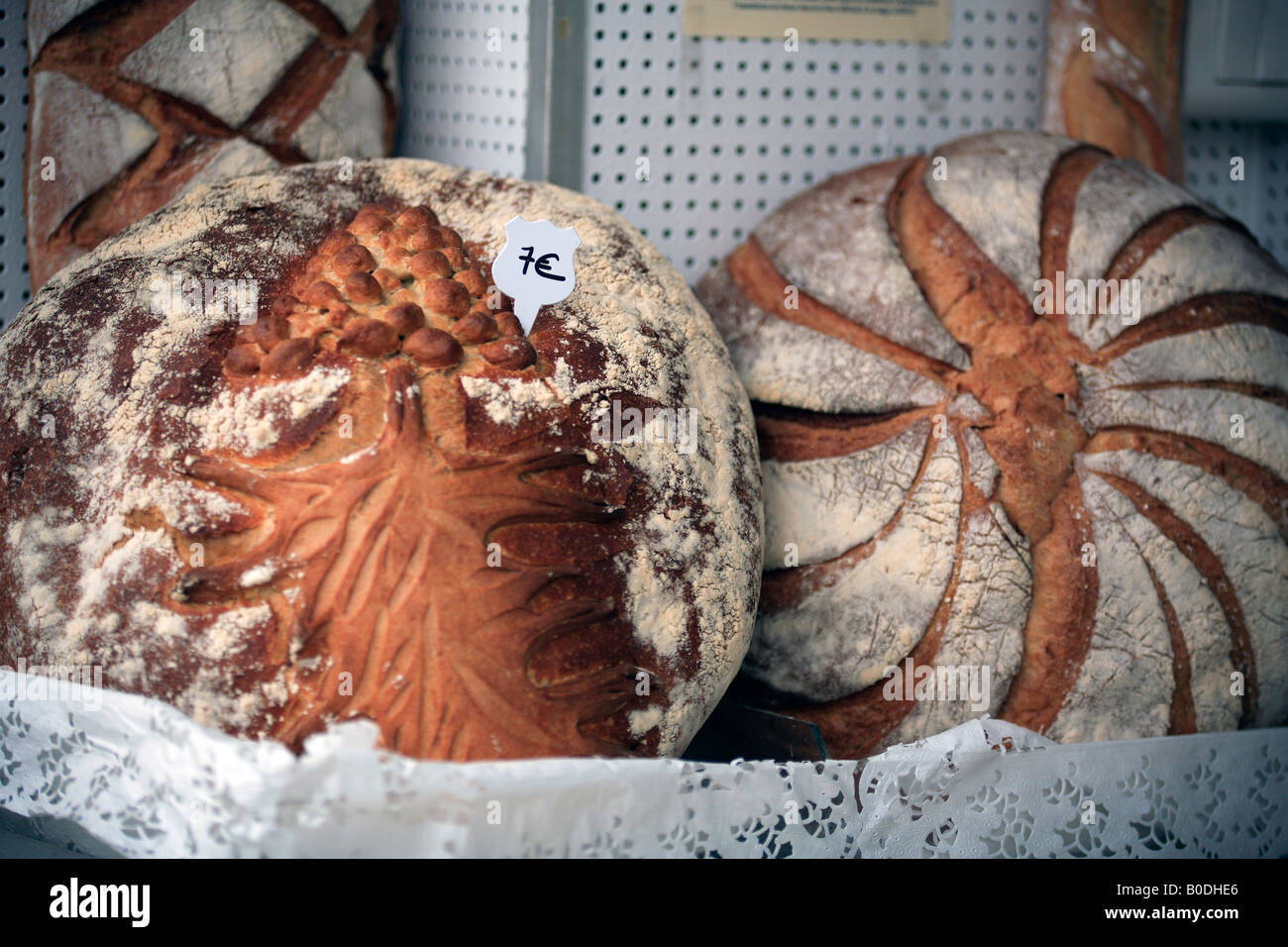 French bread display hi-res stock photography and images - Alamy