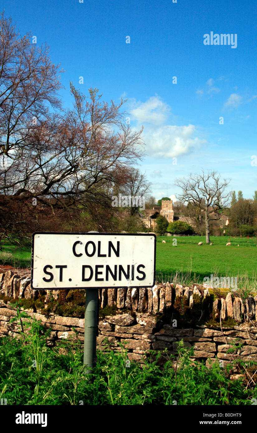Coln st dennis hi-res stock photography and images - Alamy
