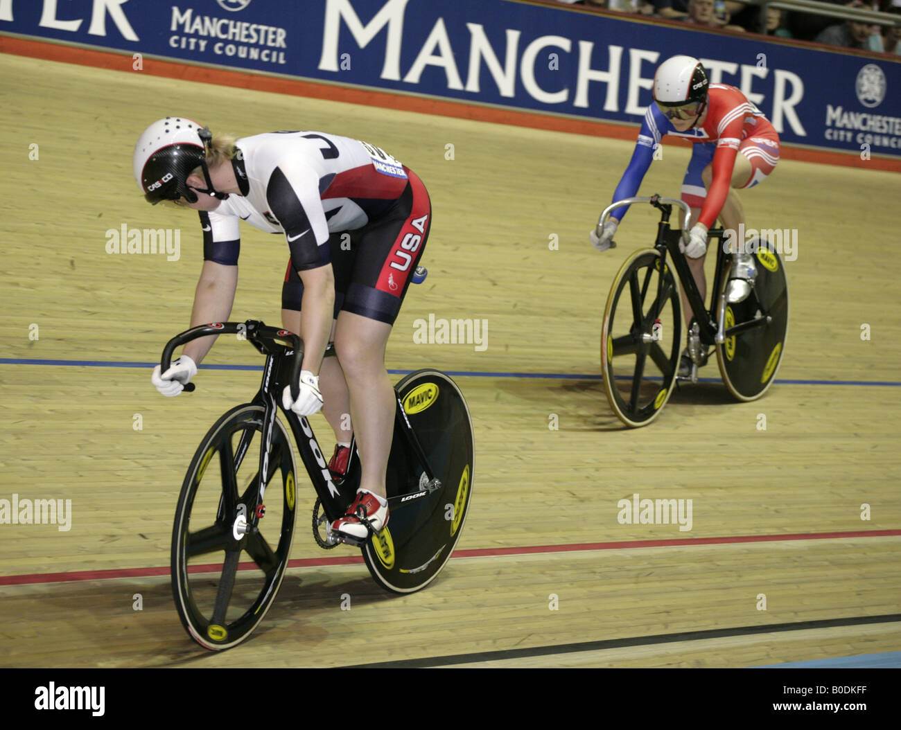 Jennie Reed USA and Victoria Pendleton Great Britain sprint at ...