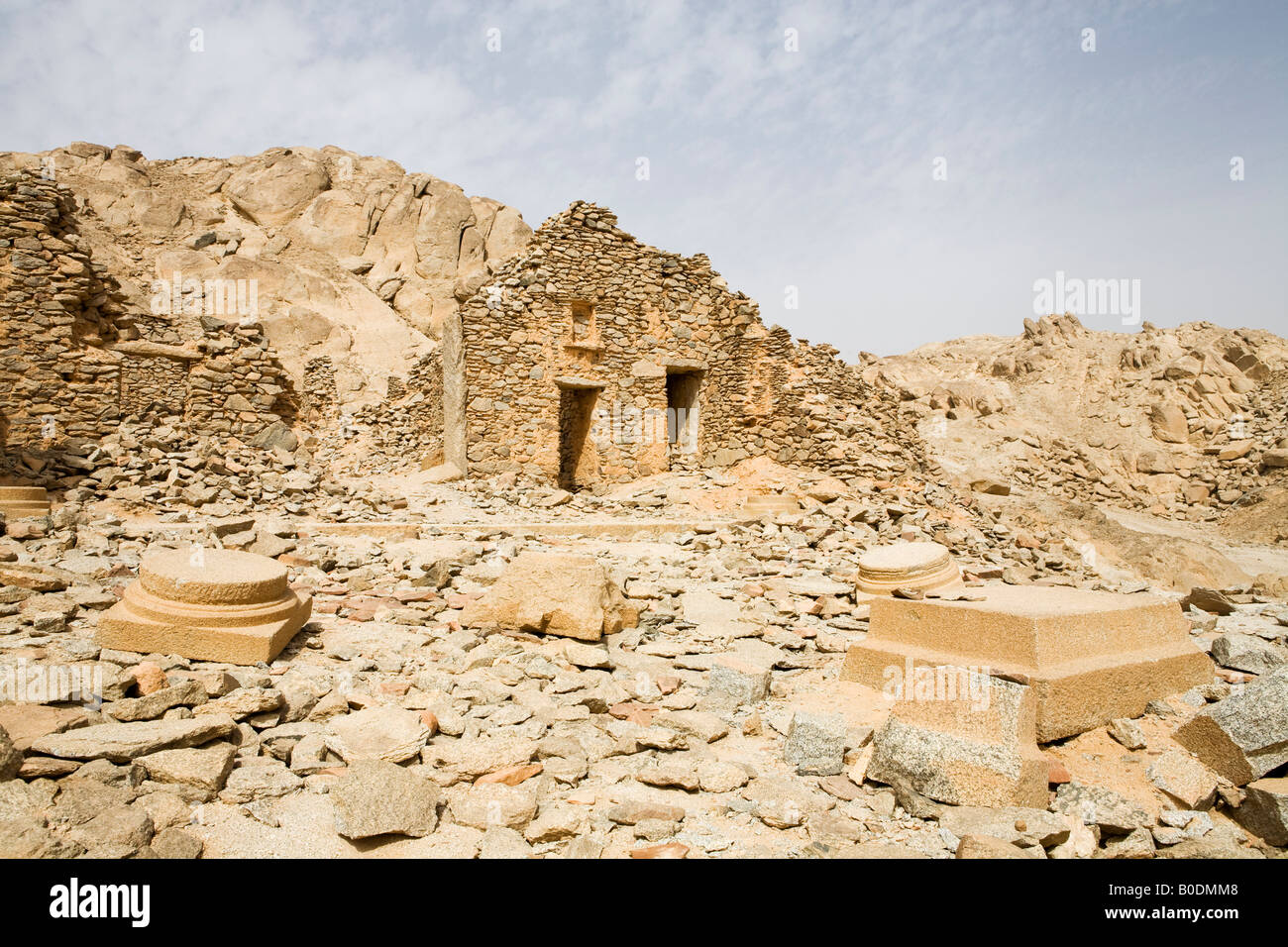 Ancient fort egypt hi-res stock photography and images - Alamy