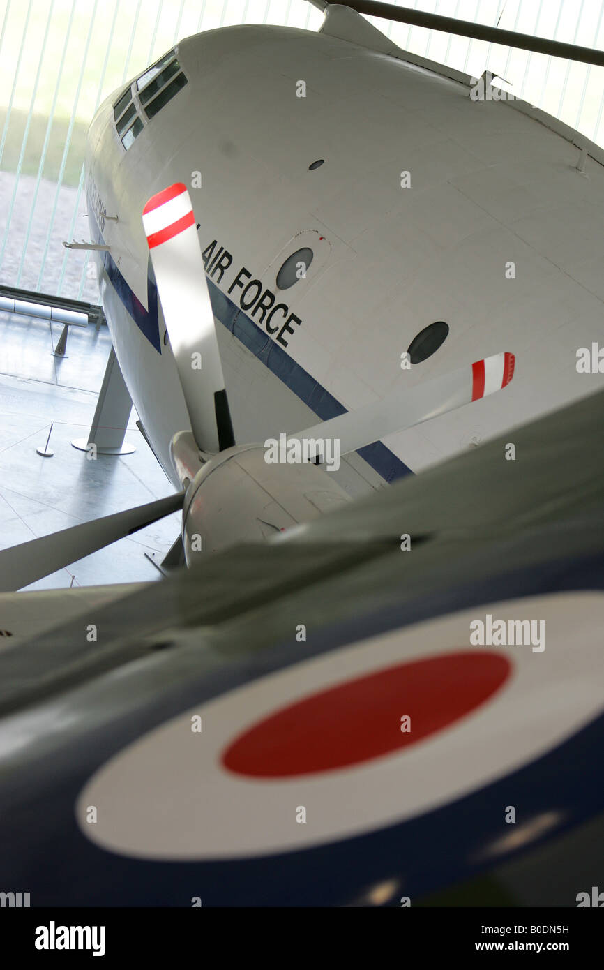 RAF BELFAST TRANSPORT AIRCRAFT IMPERIAL WAR Stock Photo - Alamy