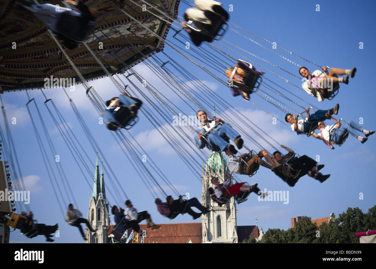 Swing carousel at the oktoberfest hi-res stock photography and images ...