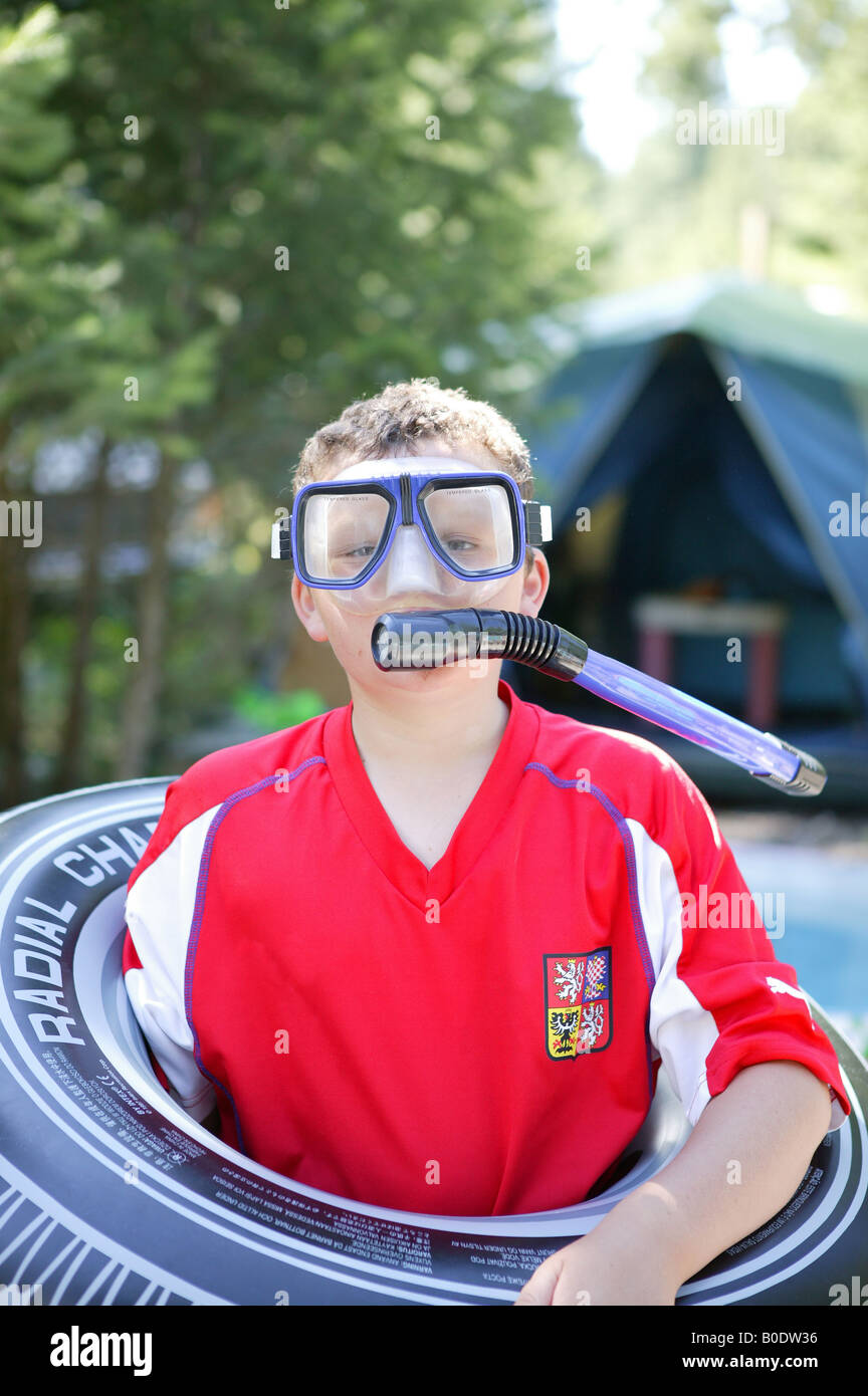 Boy wearing scuba mask hi-res stock photography and images - Alamy
