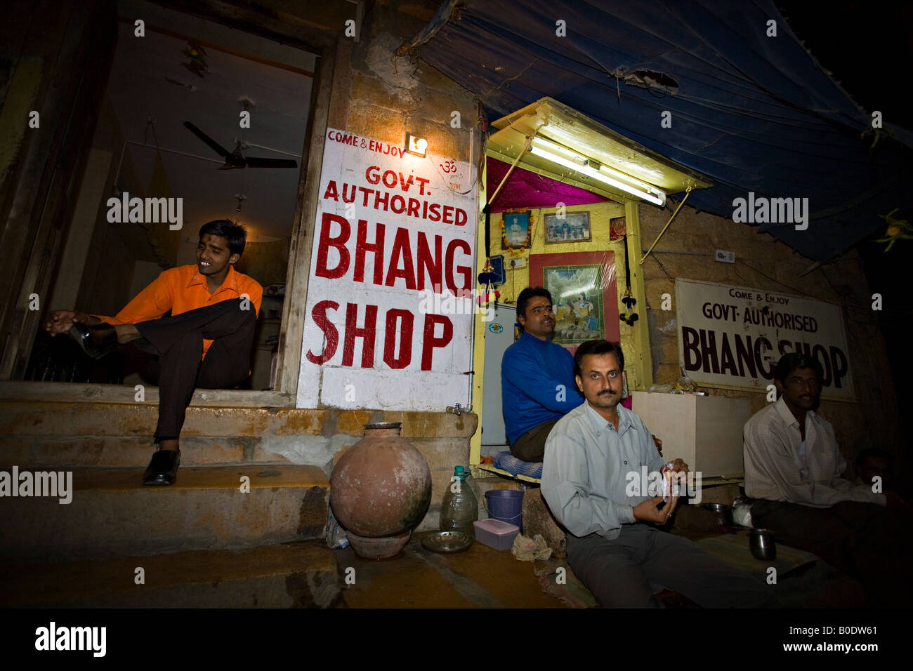 Bhang hi-res stock photography and images - Alamy