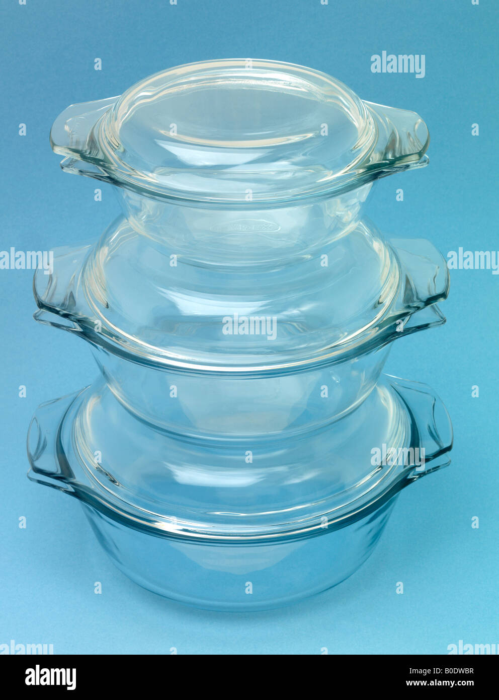 Three Pyrex Casserole Dishes Stock Photo - Alamy