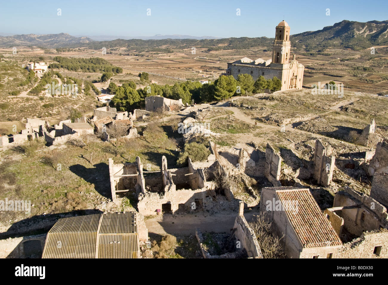 corbera d'ebre civil war ruins Stock Photo - Alamy