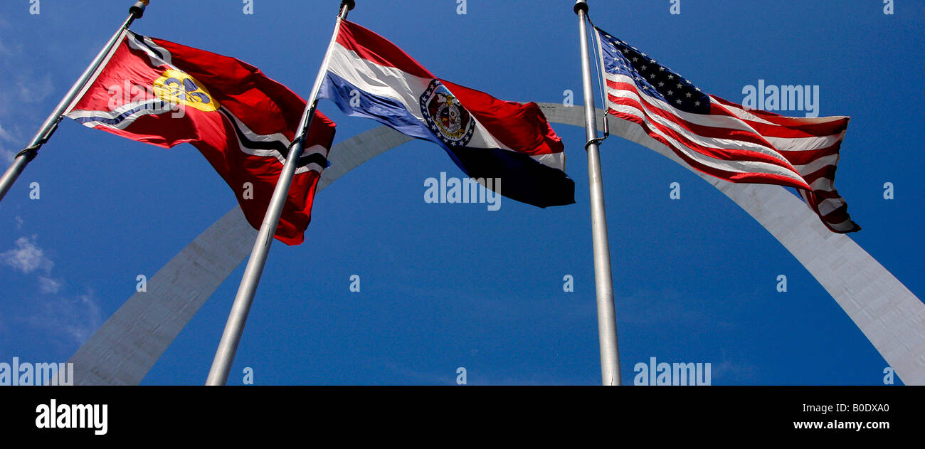 Gateway Arch and Flags St Louis MO Stock Photo - Alamy