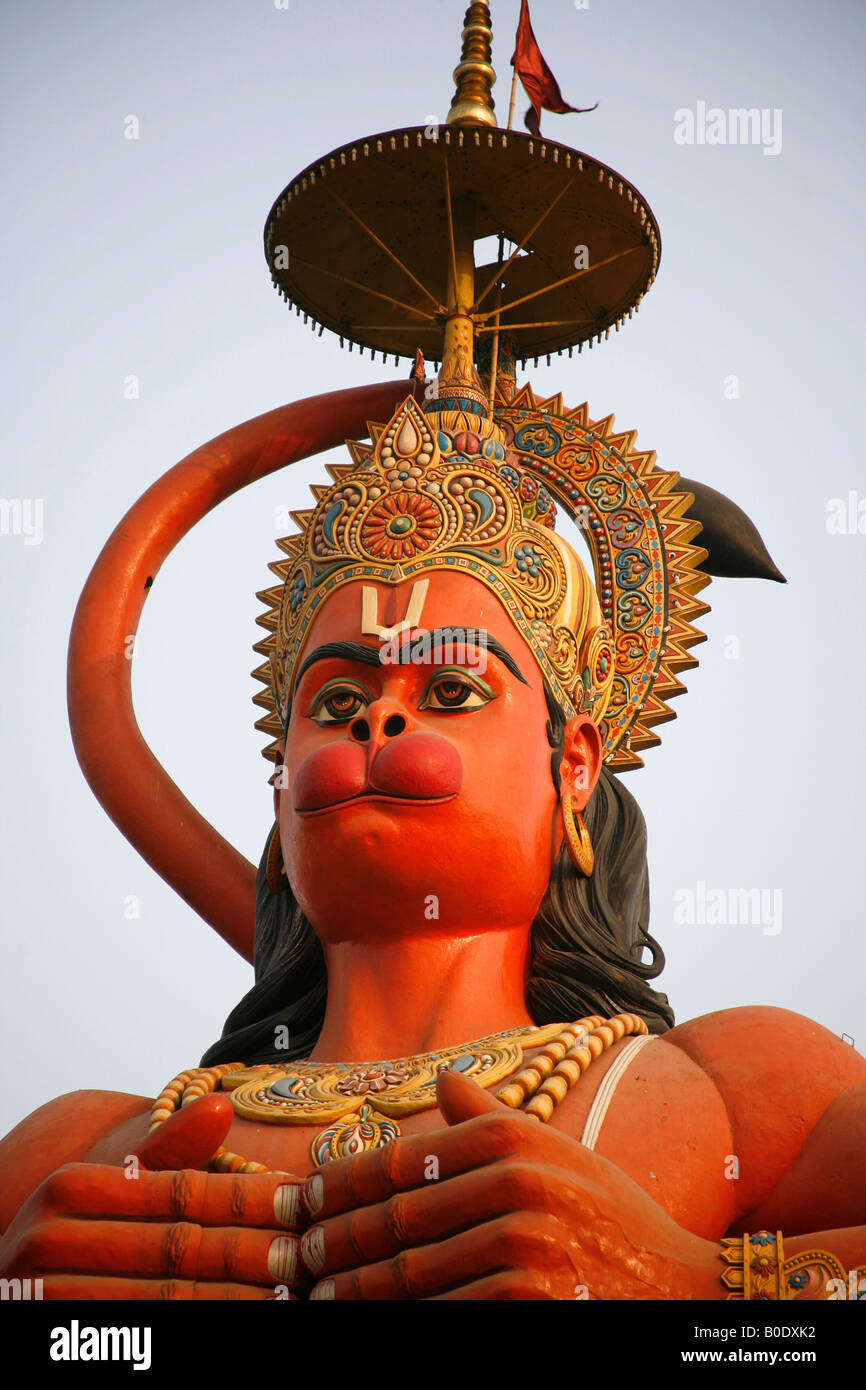 Hanuman statue delhi hi-res stock photography and images - Alamy