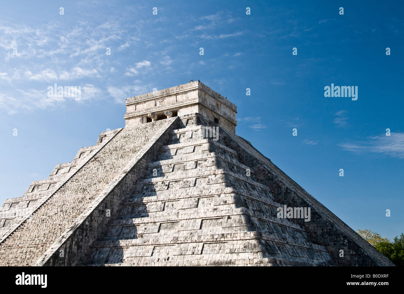 el castillo at chichen itza Stock Photo - Alamy