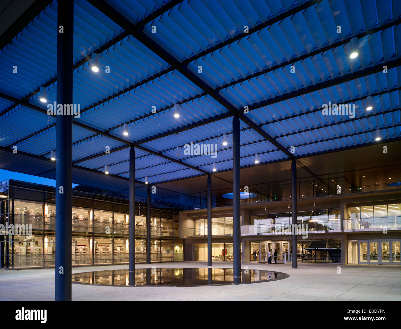 Broome Library, Camarillo, California. Architect: Foster and Partners ...