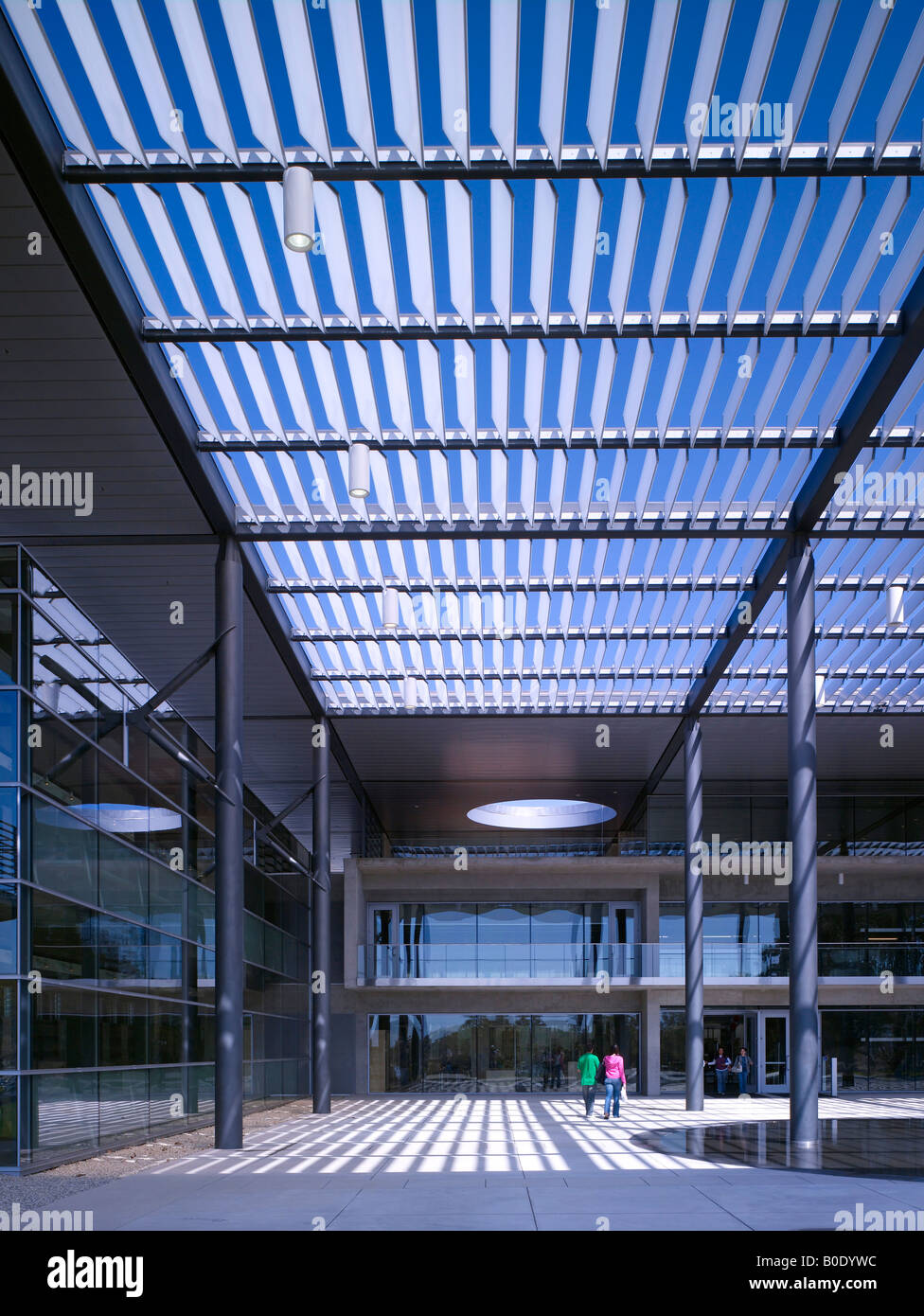 Broome Library, Camarillo, California. Architect: Foster and Partners ...