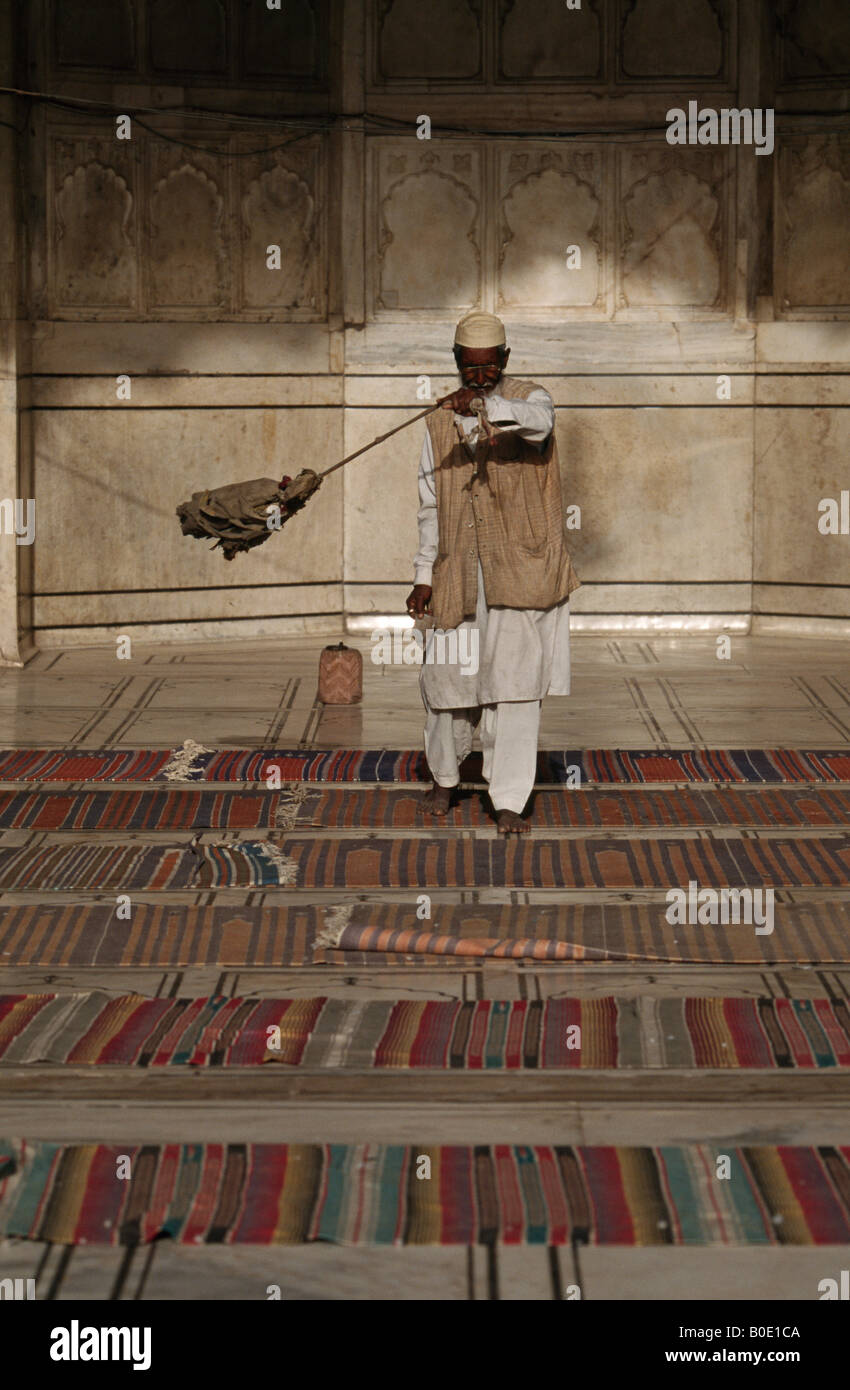Cleaning jama masjid hi-res stock photography and images - Alamy
