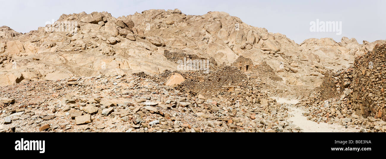 Panorama of Mons Claudianus, Eastern Desert, Egypt Stock Photo - Alamy